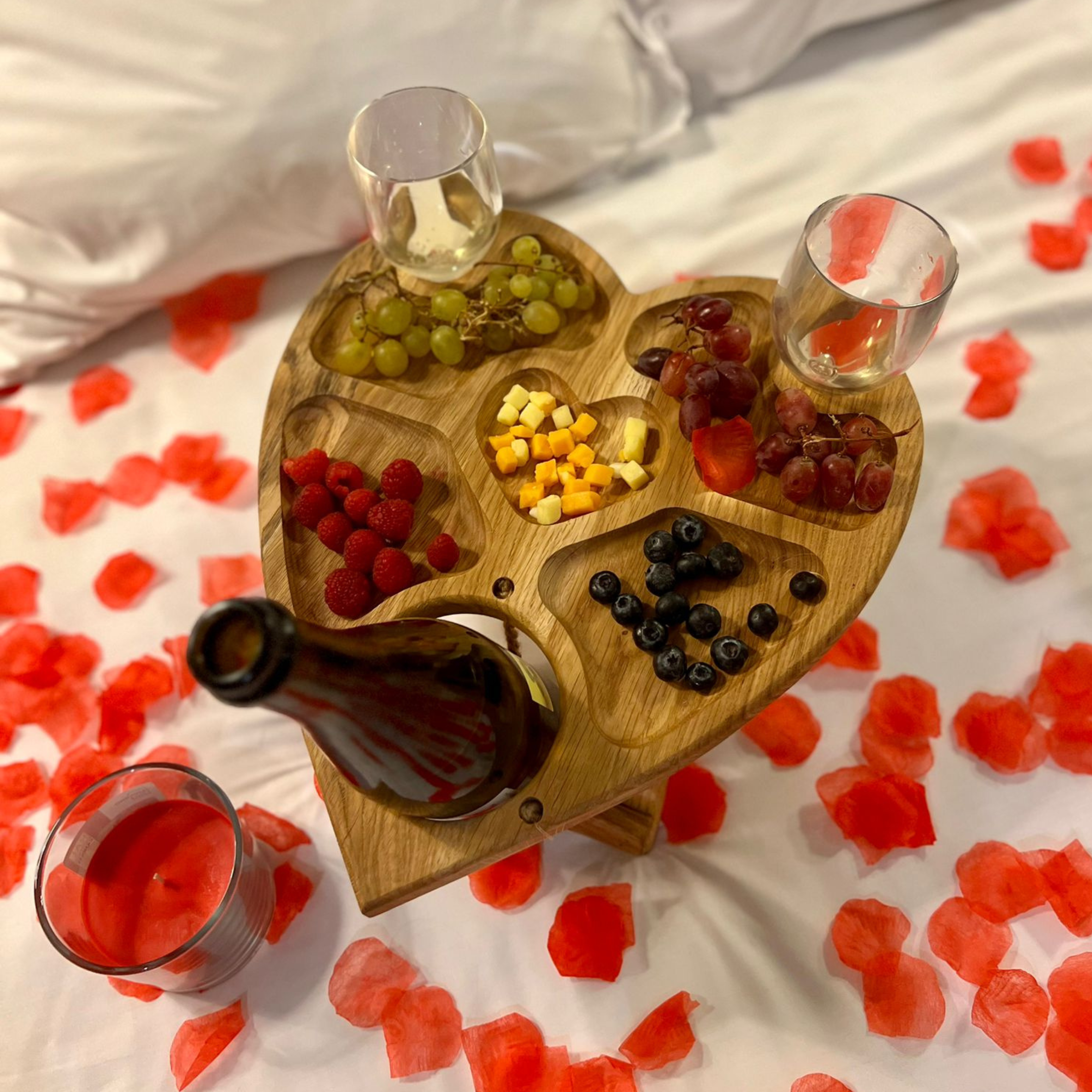 Mesa de Vinho em Carvalho em Formato de Coração | Artesanal Romântica ...